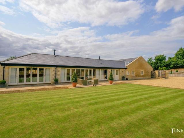 4 bedroom property for sale