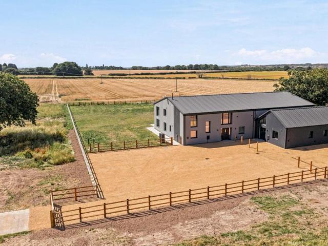 4 bedroom property for sale