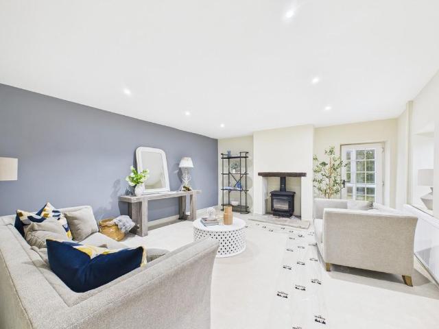 4 bedroom property for sale