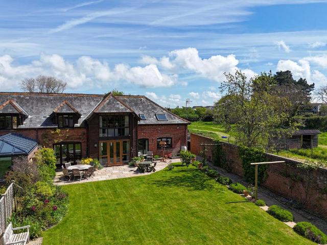 4 bedroom property for sale