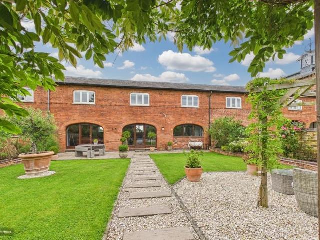 4 bedroom property for sale