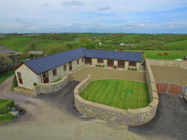 4 bedroom property for sale