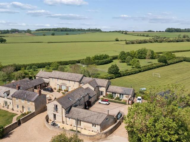 4 bedroom property for sale