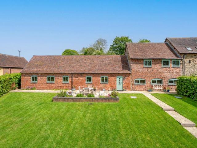 4 bedroom property for sale