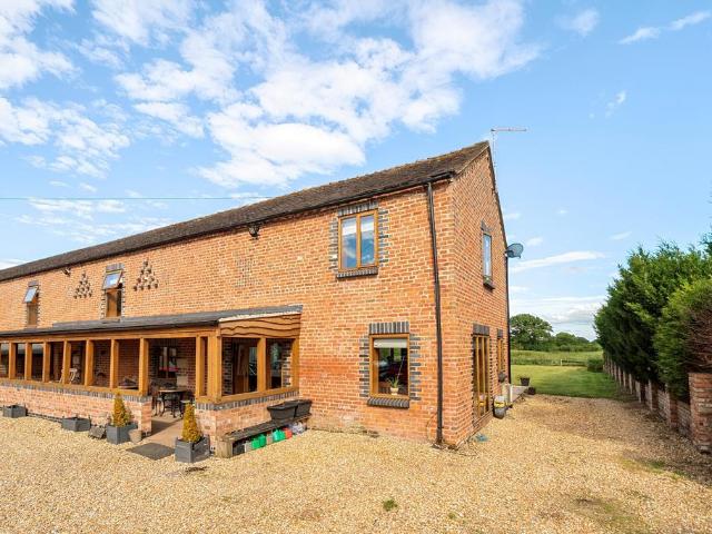 4 bedroom property for sale
