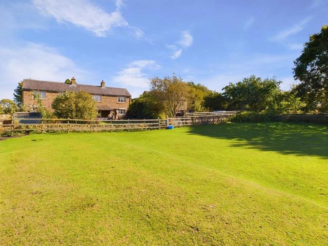 4 bedroom property for sale