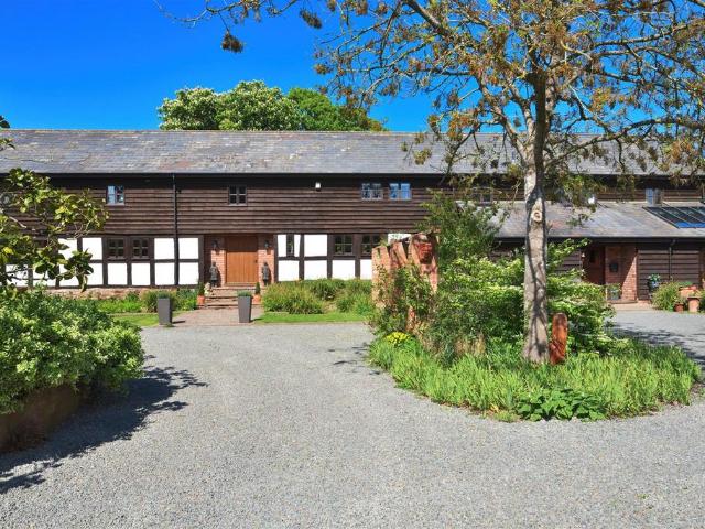 4 bedroom property for sale