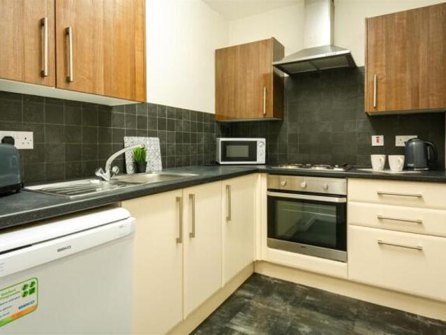 4 bedroom property for sale in Otley Road, Headingley, LS6