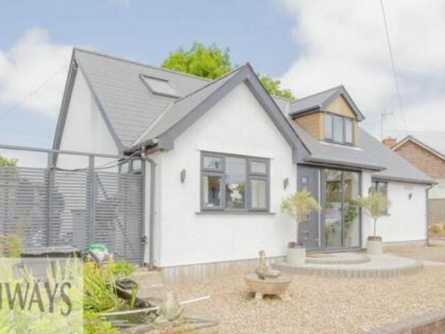 4 Bedroom Property For Sale In Llanfrechfa