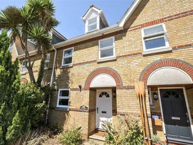 4 bedroom property for sale in Shipwrights Walk, Keyhaven, Lym.