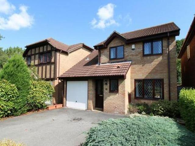 4 Bedroom Property For Sale In Poole