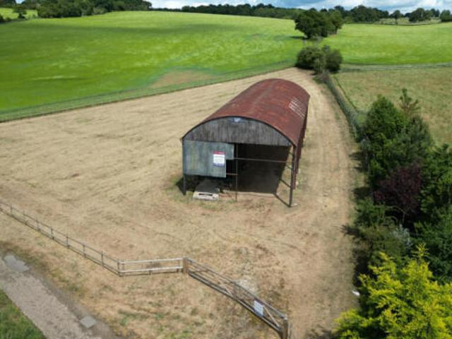 4 bedroom property for sale in Redbourn Road, St Albans, AL3 6, AL3
