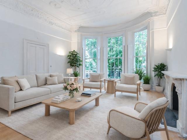 4 bedroom property in Clifton Gardens, Little Venice, London, W9 £12,000 pcm | Chestertons