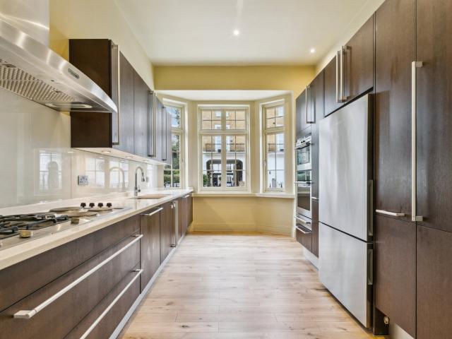 4 bedroom property in Albion Street, London, W2 £13,500 pcm | Chestertons