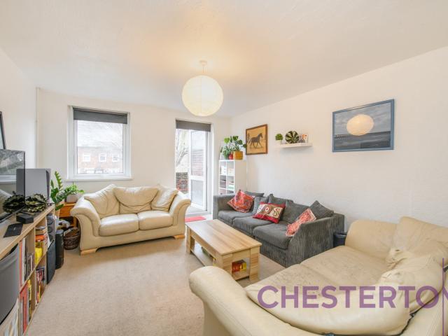 4 bedroom property in Saltwell Street, London, E14 £2,950 pcm | Chestertons