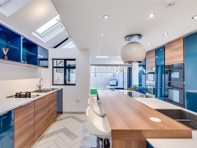 4 bedroom property in Swanscombe Road, Chiswick, London, W4 £4,500 pcm | Chestertons