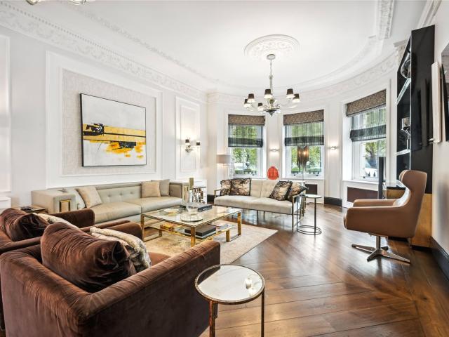 4 bedroom property in Park Lane, Mayfair, London, W1K £16,615 pw | Chestertons