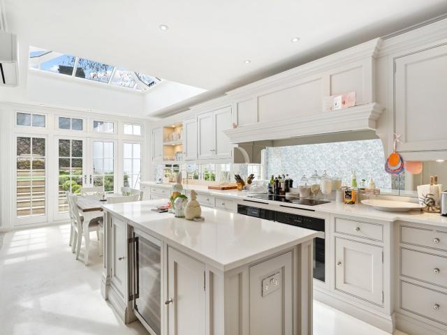 4 bedroom property in Thurloe Square, South Kensington, London, SW7 £30,000 pcm | Chestertons