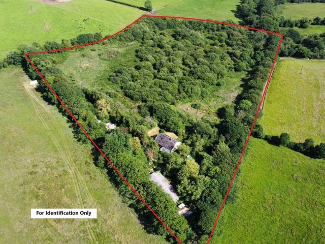 4 bedroom property with land for sale