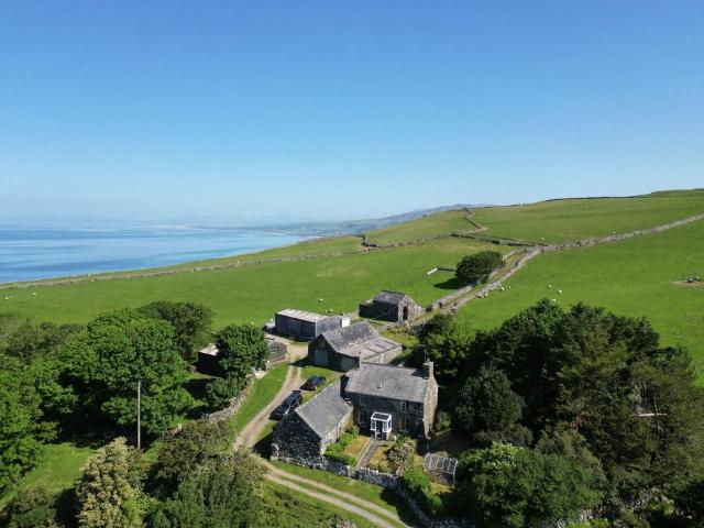 4 bedroom property with land for sale