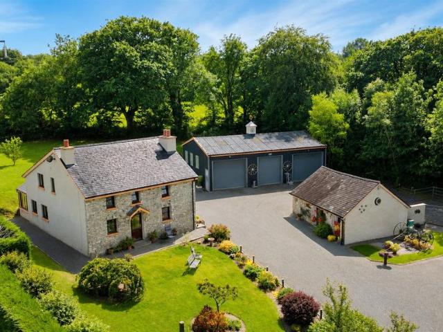 4 bedroom property with land for sale