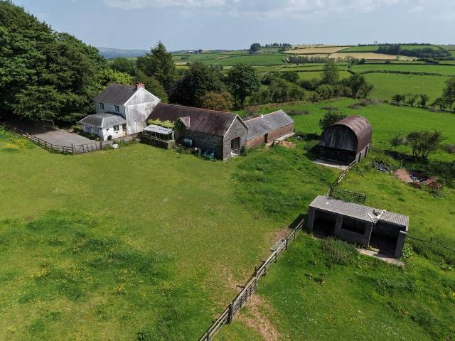 4 bedroom property with land for sale