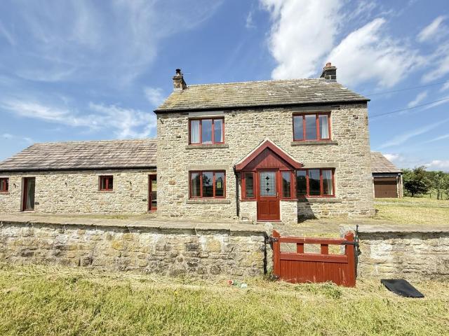 4 bedroom property with land for sale