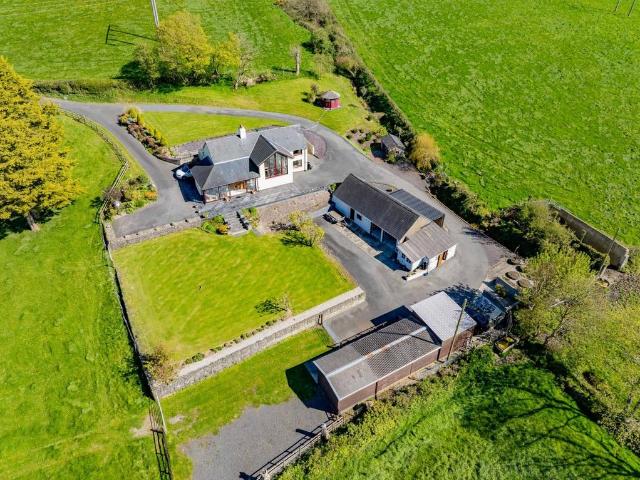 4 bedroom property with land for sale