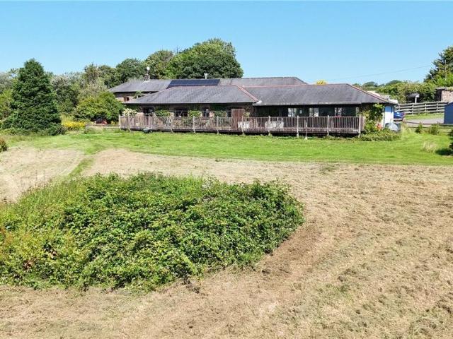 4 bedroom property with land for sale