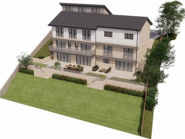 4 bedroom property with land for sale