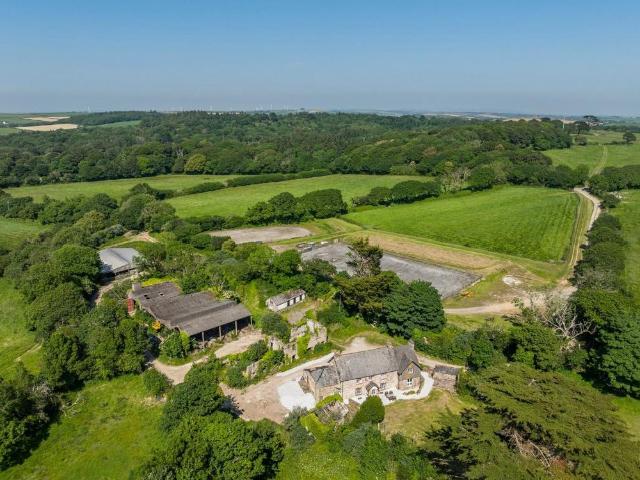 4 bedroom property with land for sale