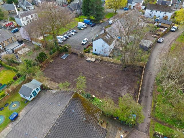 4 bedroom property with land for sale