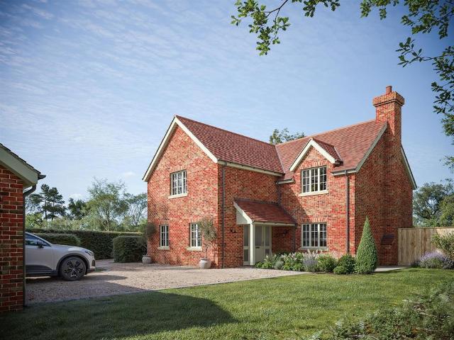 4 bedroom property with land for sale