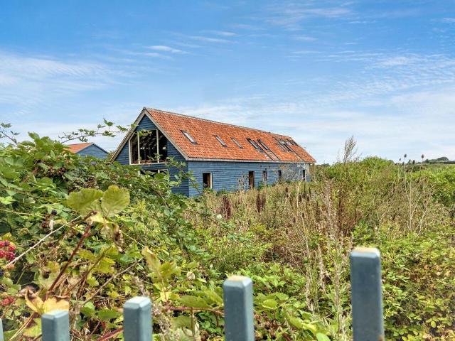 4 bedroom property with land for sale