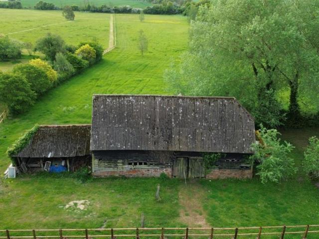 4 bedroom property with land for sale