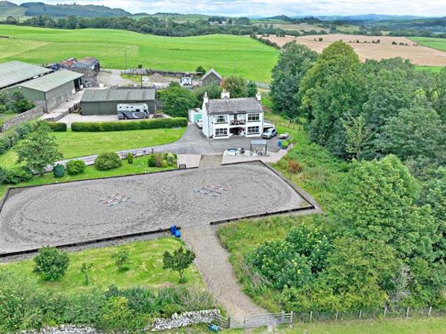 4 bedroom property with land for sale
