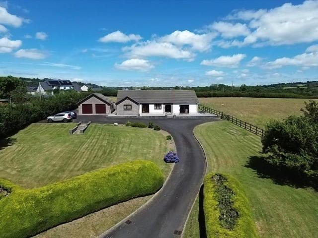 4 bedroom property with land for sale