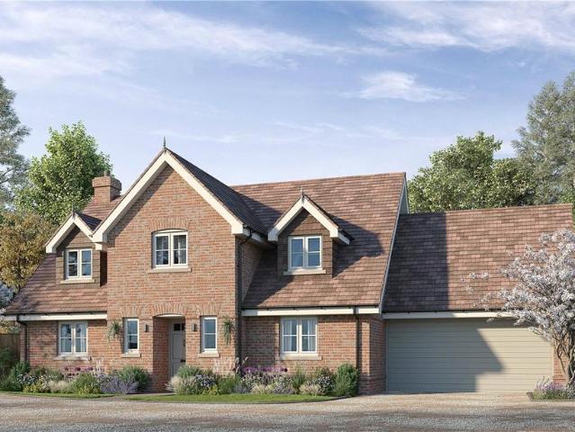 4 bedroom property with land for sale