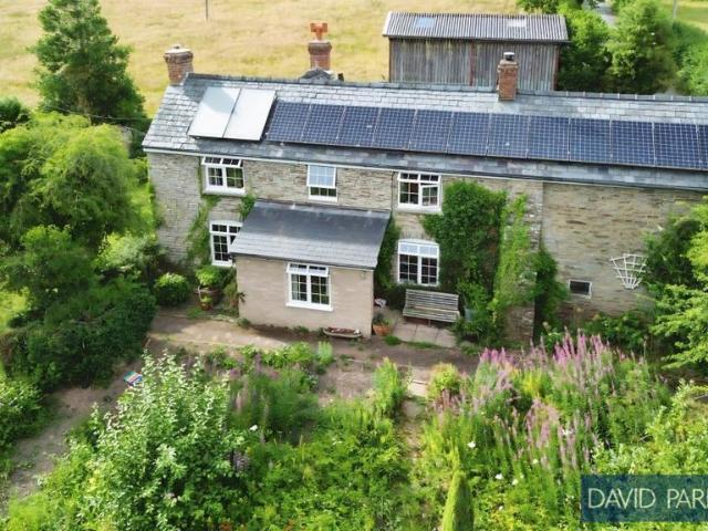 4 bedroom property with land for sale
