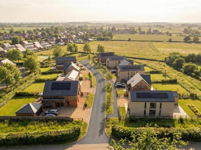 4 bedroom property with land for sale