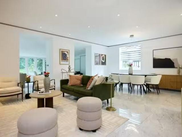 4 bedroom property to let in Avenue Road, London, NW8 £15,00.