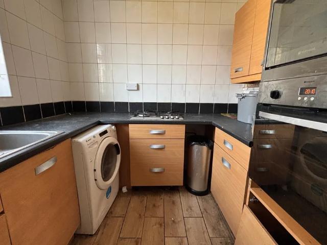 4 bedroom property to let in Hagley Road West £1,200 pcm