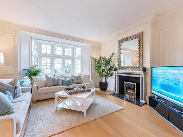 4 bedroom property to let in Knightsbridge, Kensington and Chelsea, London, SW1X £3,400 pw