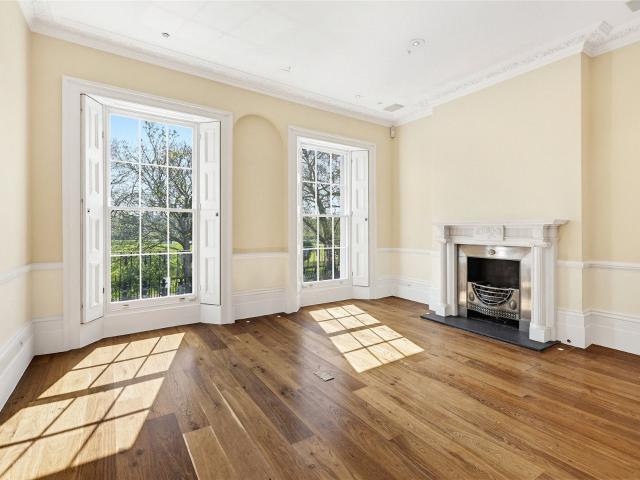 4 bedroom property to let in St Leonards Terrace, Chelsea, SW3 £21,450 pcm