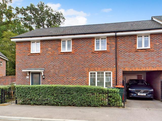 4 bedroom property to let in Somerley Drive, Forgewood £2,100 pcm