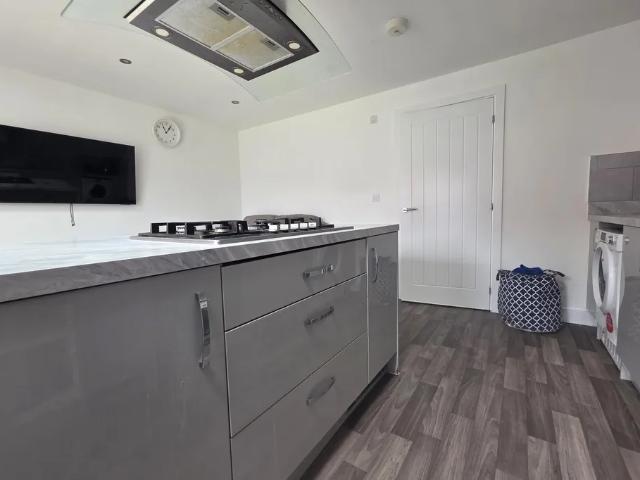 4 bedroom property to let in William Bayliss Drive, Wolverhampton, WV2 £1,400 pcm