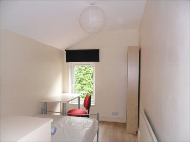 4 bedroom property to let in 234 TIVERTON ROAD £472 pw