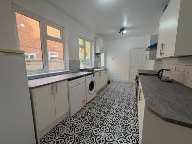 4 bedroom Property To Let