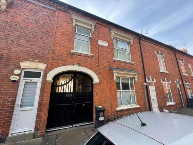 4 bedroom Property To Let