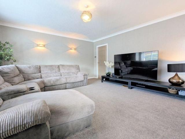 4 bedroom property to rent